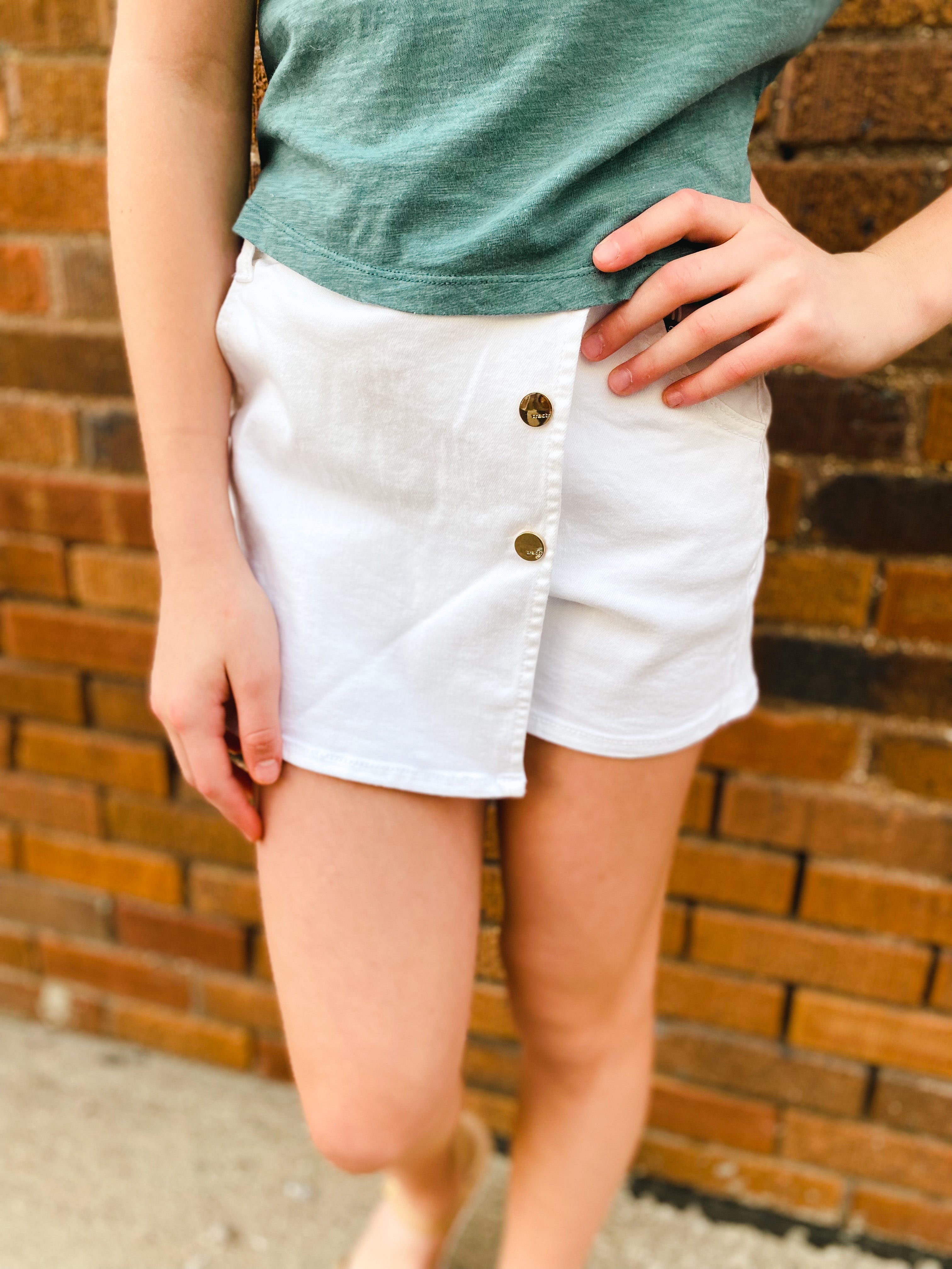 tractr girls white skort – Sugar-N-Spice Children's and Tween + Lily ...